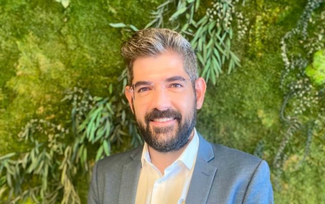 César Velasco, alumni de OBS, nombrado nuevo director de Innovación y ...